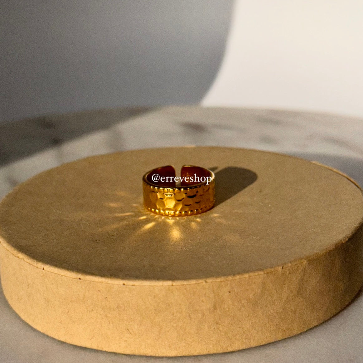 JÚLIA RING – Errevé